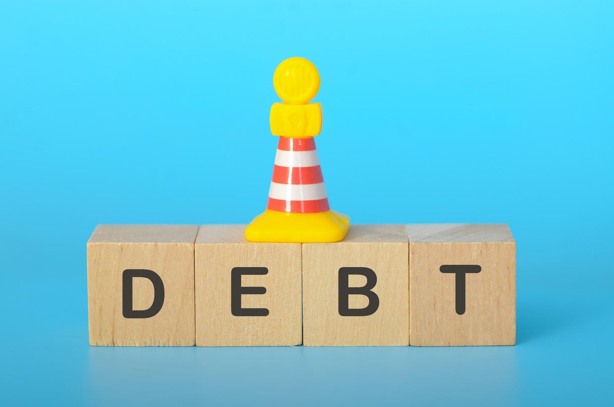 Does disputing a debt hurt your credit? Here's what borrowers should ...