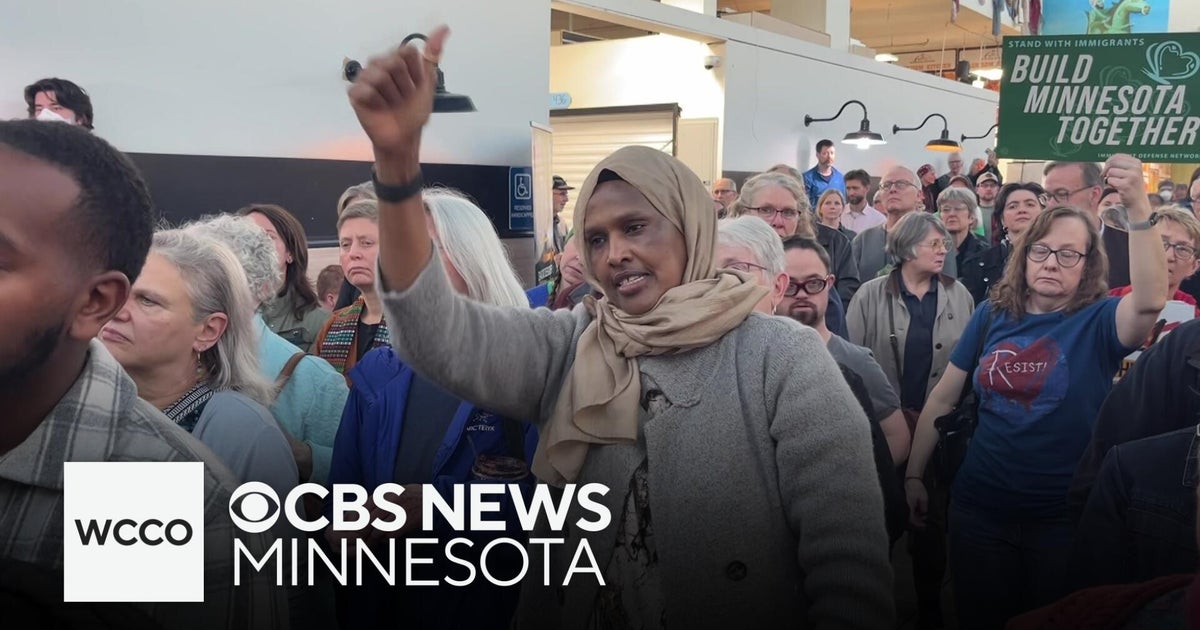 Community gathers at Somali mall in Minnesota to speak out against ...