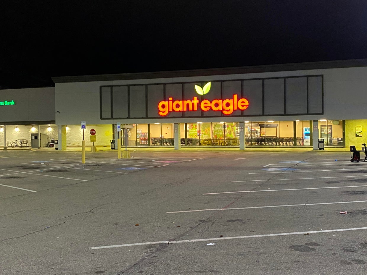 Giant Eagle store on Pittsburgh's South Side evacuated due to bomb ...