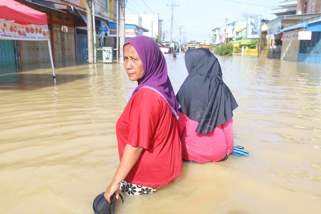 Southeast Asia floods and landslides kill more than 1,000 as climate ...