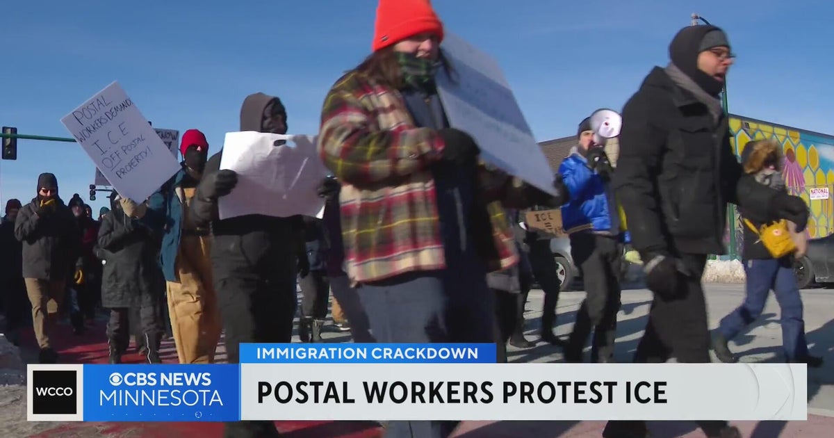 USPS workers in Minneapolis protest ICE - CBS Minnesota