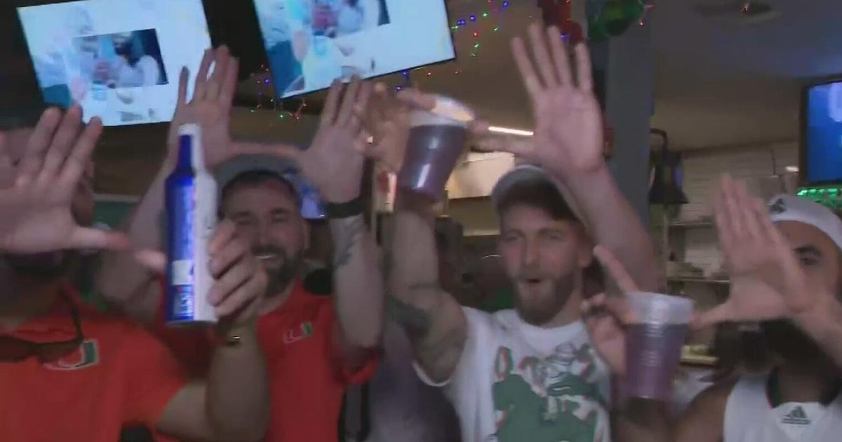 Miami fans in uproar after Hurricanes beat Texas A&M Aggies 10-3 in ...