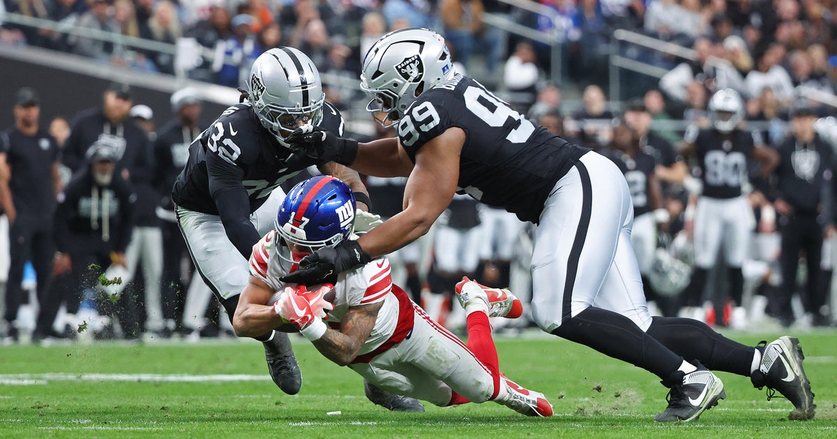 Jaxson Dart, Giants pummel Raiders, end 9-game losing streak - CBS New York