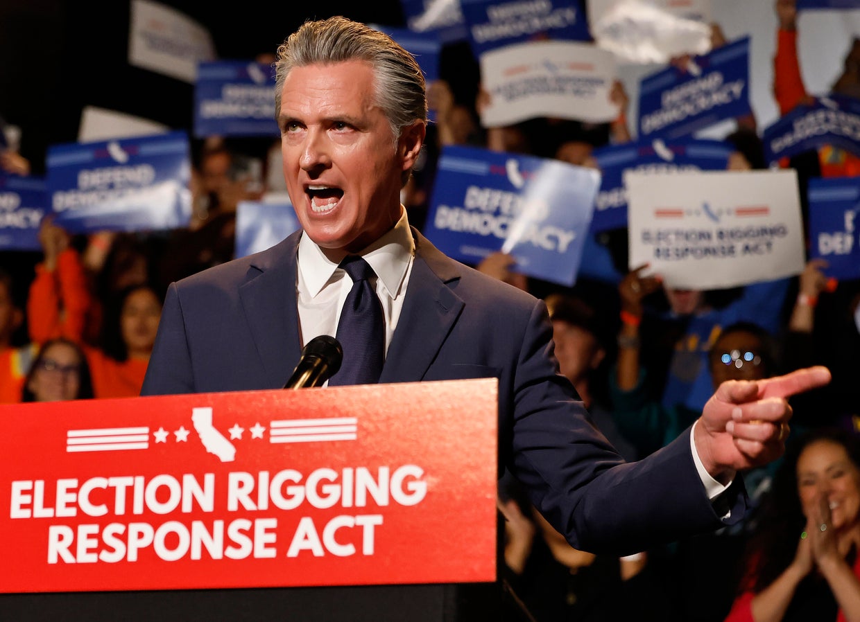 Photos show the year in politics as Trump brought change to America in ...