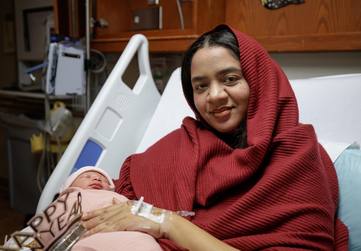 Meet Linda, Fort Worth's first baby of 2026, born at the stroke of ...