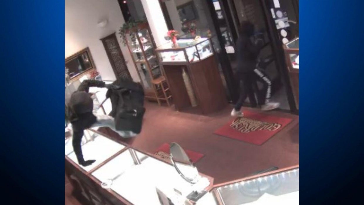 Novato jewelry store hit by armed robbers; stolen getaway car found ...