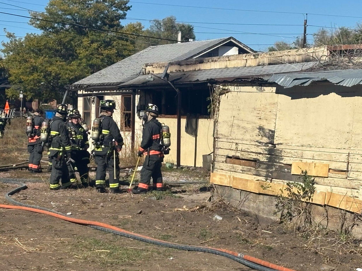 Firefighters rush to burning abandoned building in Denver metro area ...