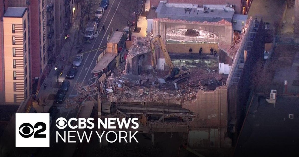 Building being demolished in the Bronx suffers partial collapse - CBS ...