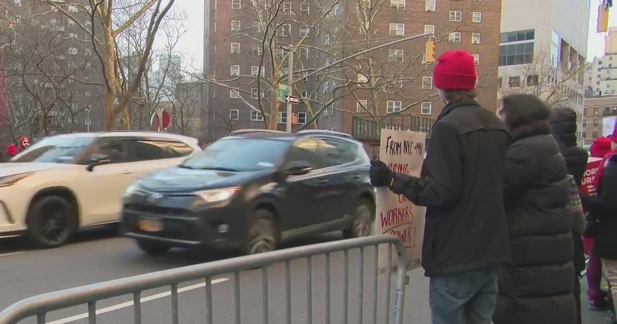 NYC nurses strike grows as thousands demand safer conditions - CBS Texas