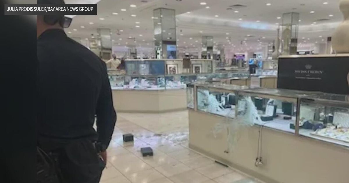 San Jose Valley Fair mall worker concerned about safety after recent ...