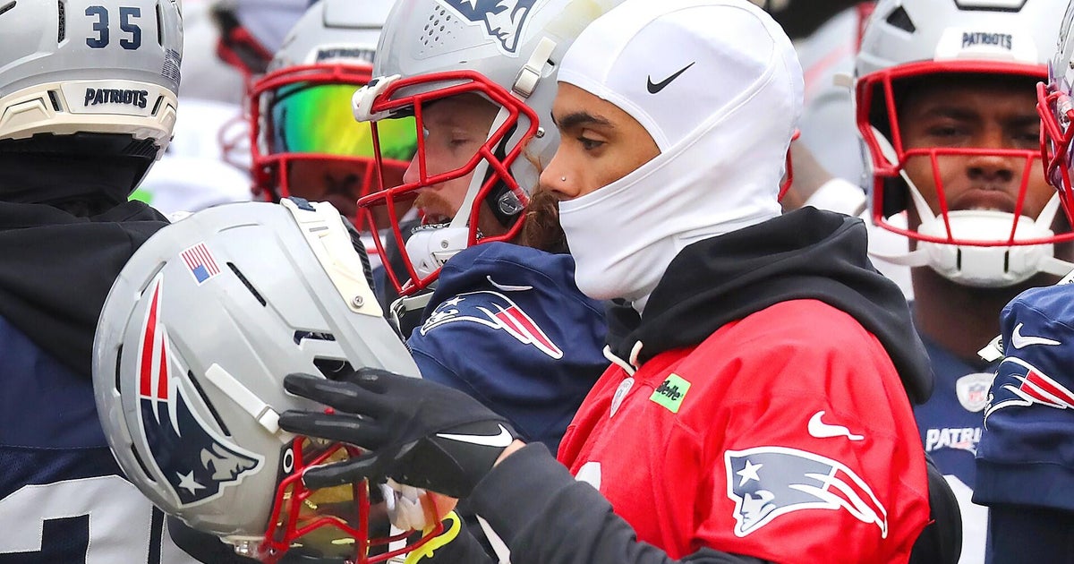 Christian Gonzalez takes field Wednesday for first Patriots practice ...