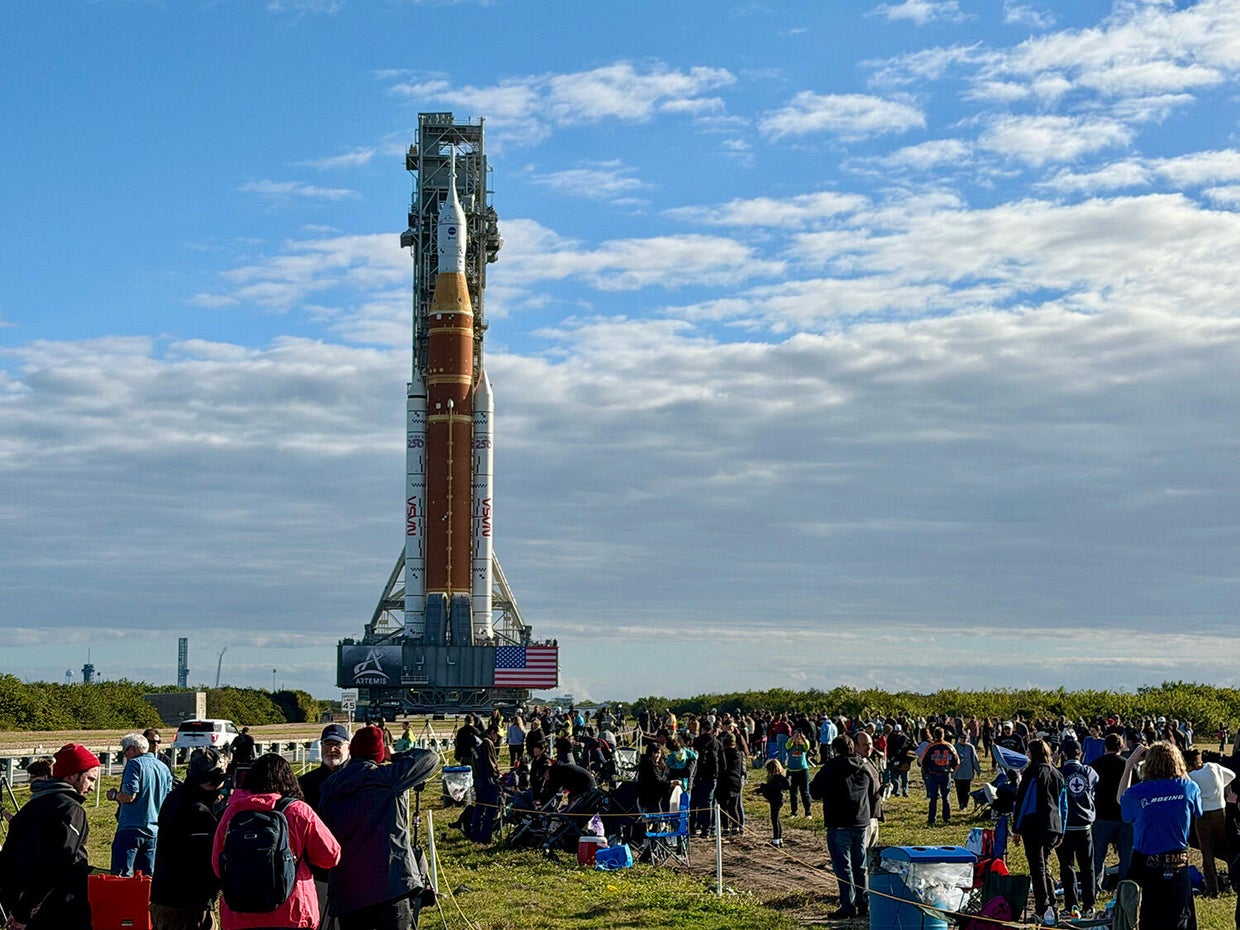 NASA hauls Artemis II moon rocket to launch pad for February flight ...