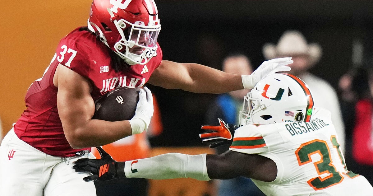 Miami fans heartbroken as Hurricanes fall to Indiana in CFP national ...