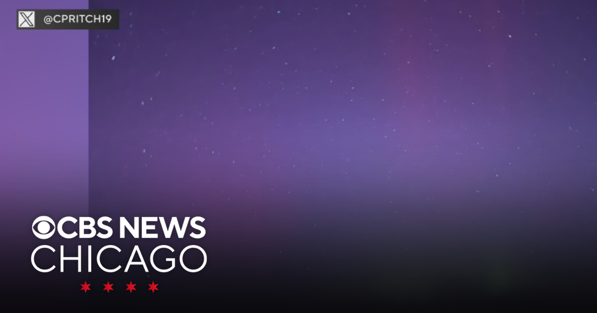 Northern Lights visible in Illinois amid G4 solar storm - CBS Chicago