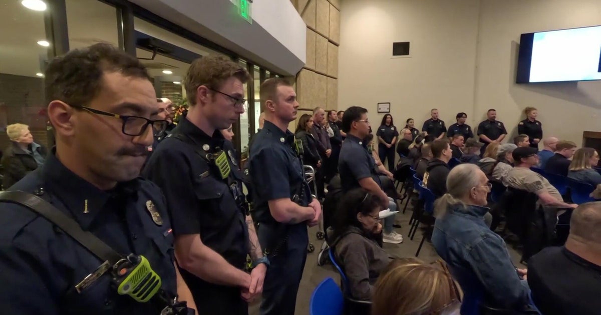 Federal Heights police and firefighters' unions unanimously vote "no ...