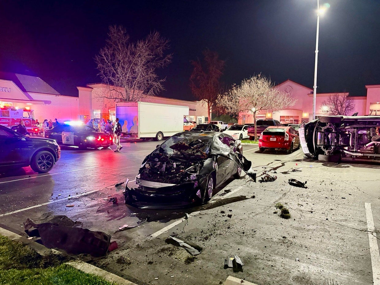 Gunfire strikes fire engine after crash and fight near Sacramento-area ...
