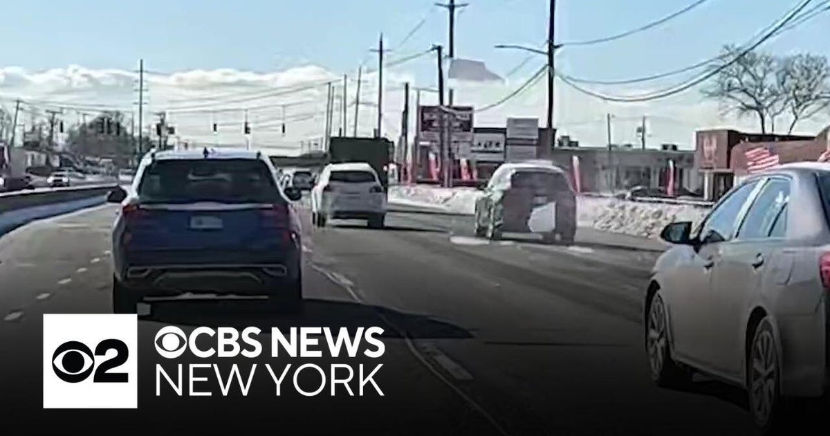 Snow and ice must be removed from tops of vehicles, police say - CBS ...