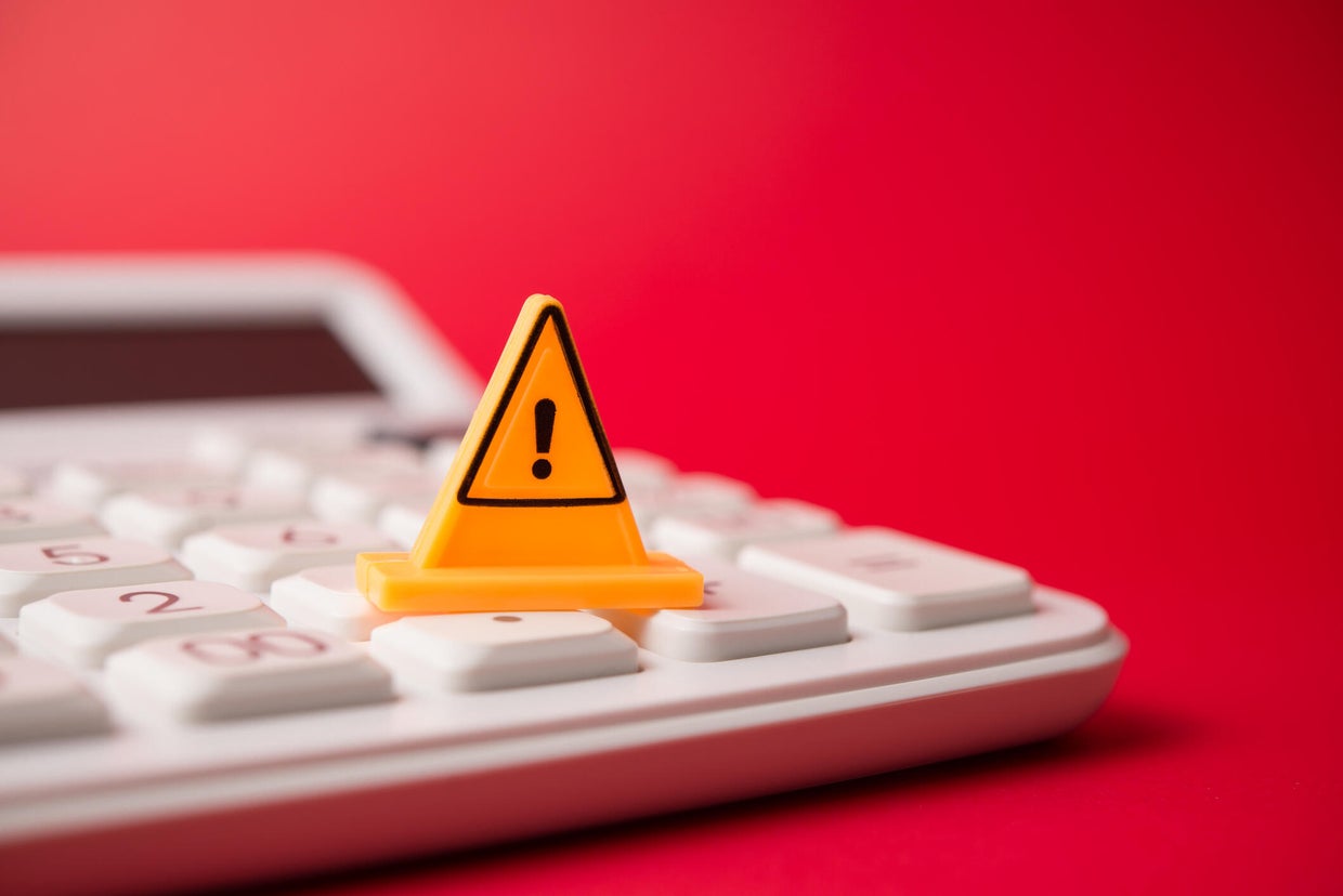 5 warning signs to watch for when negotiating with debt collectors ...
