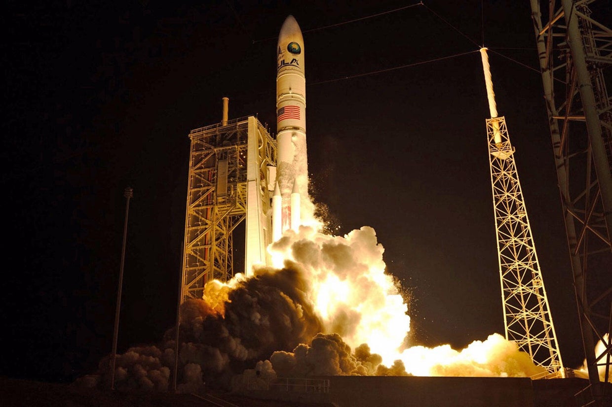 ULA Vulcan rocket suffers booster problem while launching classified ...