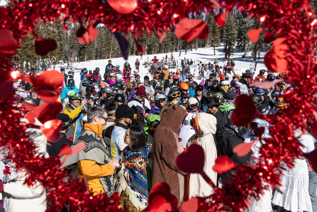 Couples flock to tie the knot at unique Colorado Valentine's Day events ...