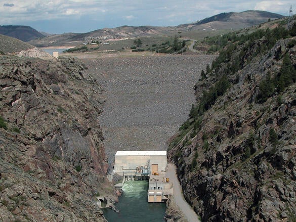 Largest dam at Colorado's largest body of water undergoes overhaul ...