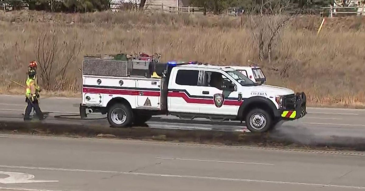 Fire crews get brush fire in Longmont under control - CBS Colorado