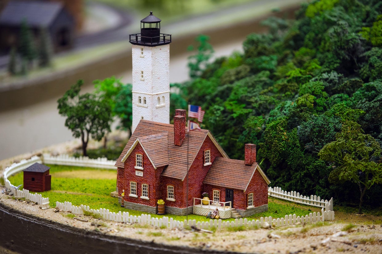 Presque Isle Lighthouse added to Kamin Science Center's miniature ...