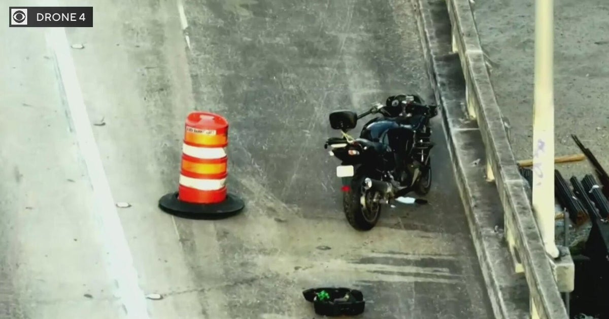 Motorcyclist killed after hitting wall, getting ejected on I-395 exit ...