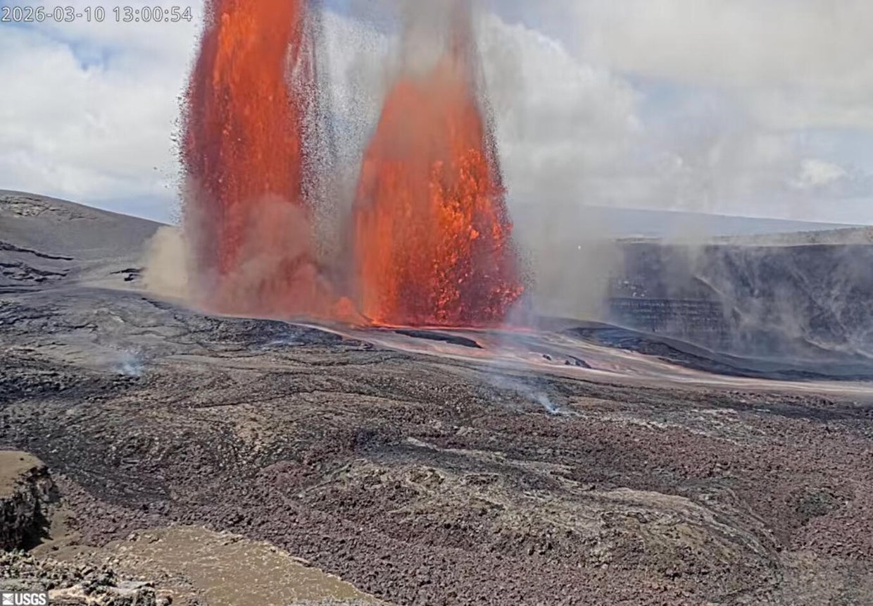 Hawaii's Kilauea volcano eruptions shoot fountains of lava 1,000 feet ...