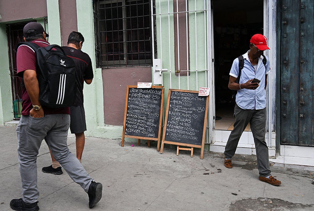 Cuba begins restoring power after energy grid collapses in nationwide ...