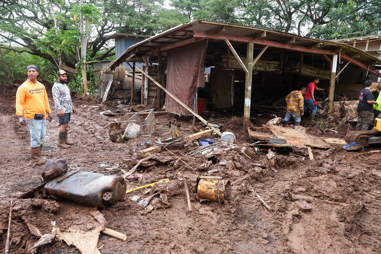 Worst Hawaii flooding in 20 years leaves many homes in mud: “We lost ...