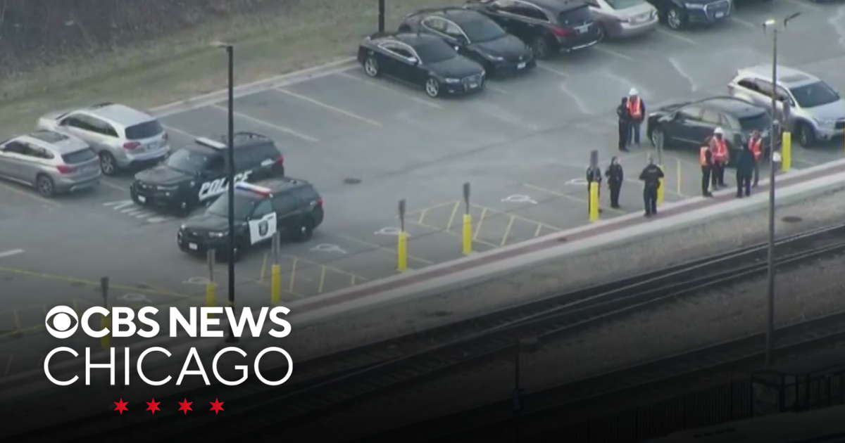 Metra BSNF trains delayed due to police activity in Aurora, Illinois ...
