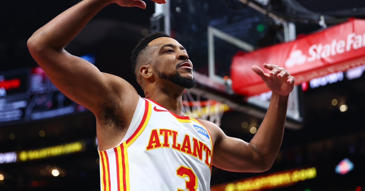 McCollum ruins Knicks' night again, leading the Hawks to a 109-108 ...