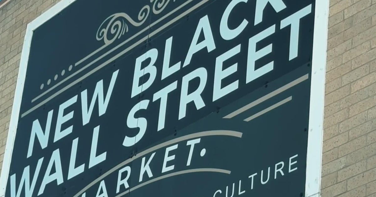 New Black Wall Street Market in Stonecrest closes, leaving vendors ...