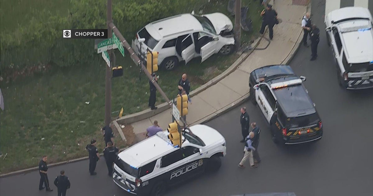 Police activity shuts down roads in Lower Merion Township, Pennsylvania ...