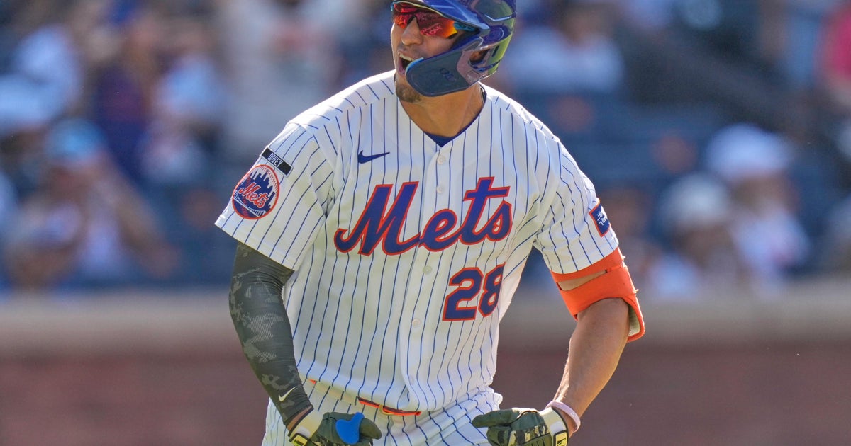 Mets rally to defeat Yankees 7-6 after Tyrone Taylor's stunning 3-run ...