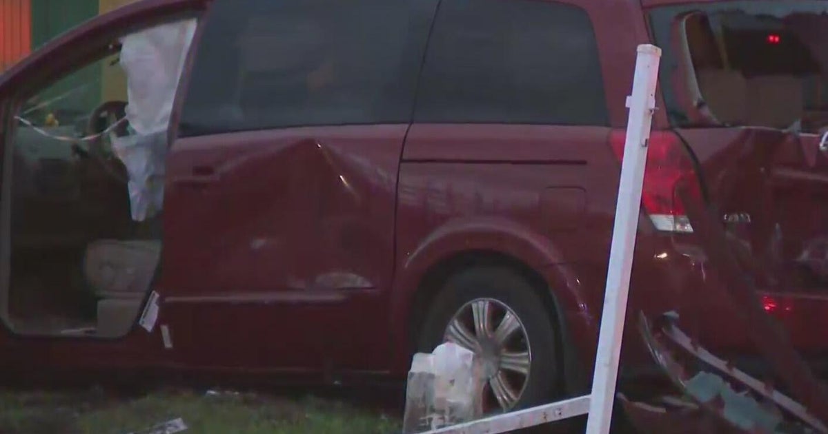 Several injured when car slams into southwest Miami-Dade home - CBS Miami