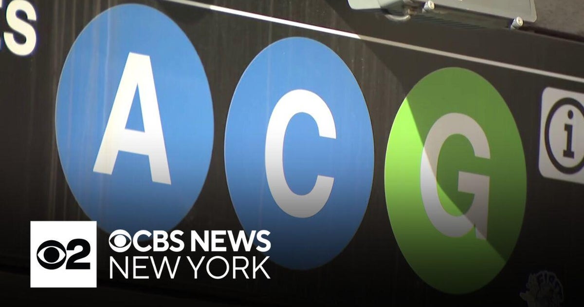 Modernizing of signals forces suspension of G train train service - CBS ...