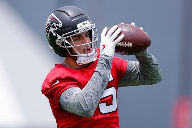 Drake London gets $141 millon extension as Falcons lock in WR1 through ...