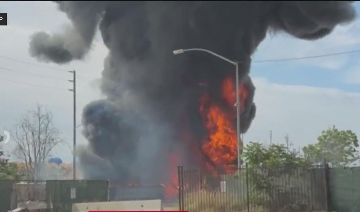 Crews battle large debris fire in Long Beach near a construction site ...