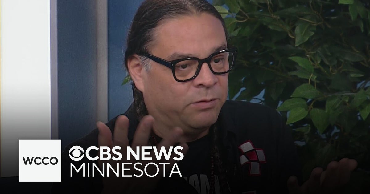 Chef Sean Sherman prepares for James Beard awards - CBS Minnesota
