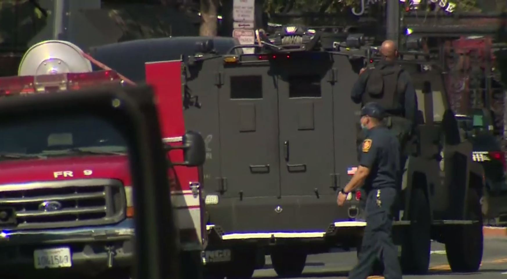 LAPD Standoff Ends After Suspect Dies Of Self-Inflicted Gunshot Wound ...